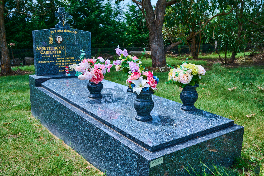 Gallery - Peter Raksts Memorials